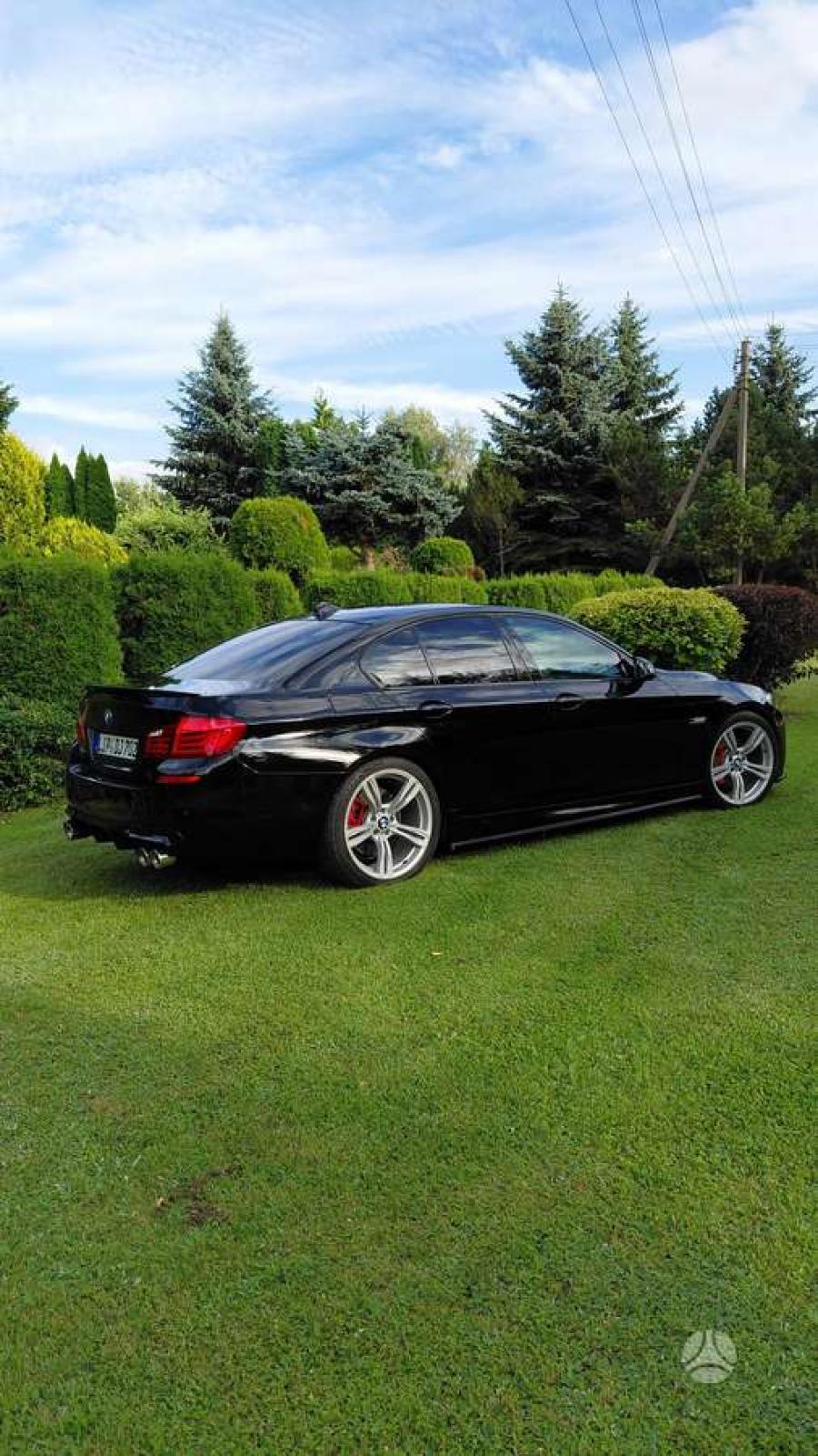 Melns BMW 530 2012 Viļņa, ar dzinēja tilpumu 2.99 L un nobraukumu 277 tūkst. km par 12500 €, foto 10 vietnē AUTOMOTO.COM.LV