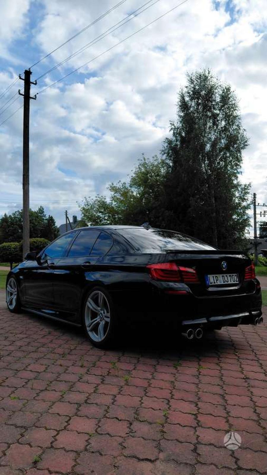 Melns BMW 530 2012 Viļņa, ar dzinēja tilpumu 2.99 L un nobraukumu 277 tūkst. km par 12500 €, foto 11 vietnē AUTOMOTO.COM.LV