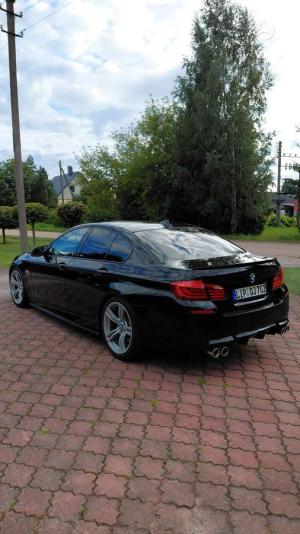 Melns BMW 530 2012 Viļņa, ar dzinēja tilpumu 2.99 L un nobraukumu 277 tūkst. km par 12500 €, foto 16 vietnē AUTOMOTO.COM.LV