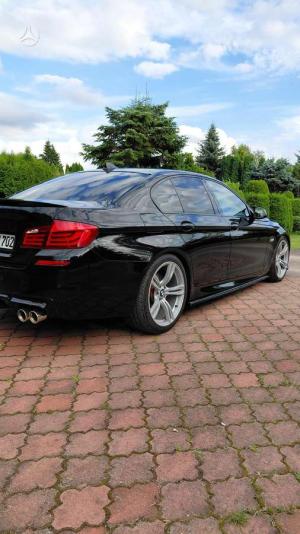 Melns BMW 530 2012 Viļņa, ar dzinēja tilpumu 2.99 L un nobraukumu 277 tūkst. km par 12500 €, foto 20 vietnē AUTOMOTO.COM.LV