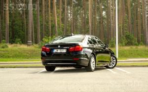 Black BMW 530 2012 in Riga, with an engine capacity of 3.00 L and mileage of 294 thousand km for 8590 €, photo 6 on AUTOMOTO.COM.LV