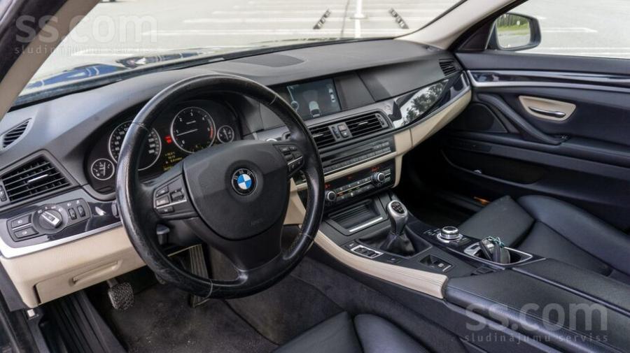 Black BMW 530 2012 in Riga, with an engine capacity of 3.00 L and mileage of 294 thousand km for 8590 €, photo 10 on AUTOMOTO.COM.LV