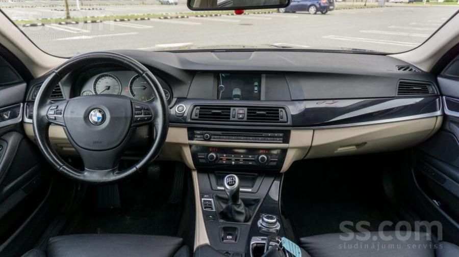 Black BMW 530 2012 in Riga, with an engine capacity of 3.00 L and mileage of 294 thousand km for 8590 €, photo 12 on AUTOMOTO.COM.LV