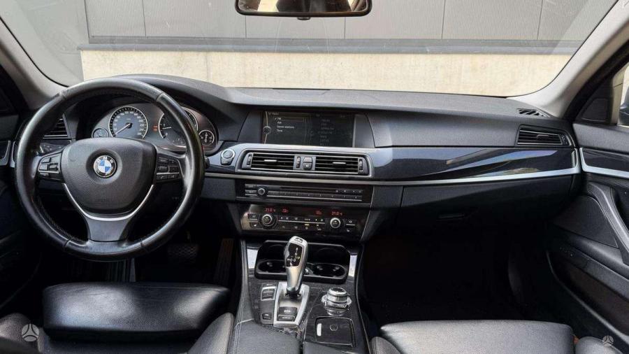 Black BMW 530 2012 in Vilnius, with an engine capacity of 2.99 L and mileage of 342 thousand km for 7100 €, photo 10 on AUTOMOTO.COM.LV