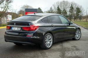 Black BMW 530 2013 in Liepaja, with an engine capacity of 3.00 L and mileage of 270 thousand km for 8000 €, photo 4 on AUTOMOTO.COM.LV