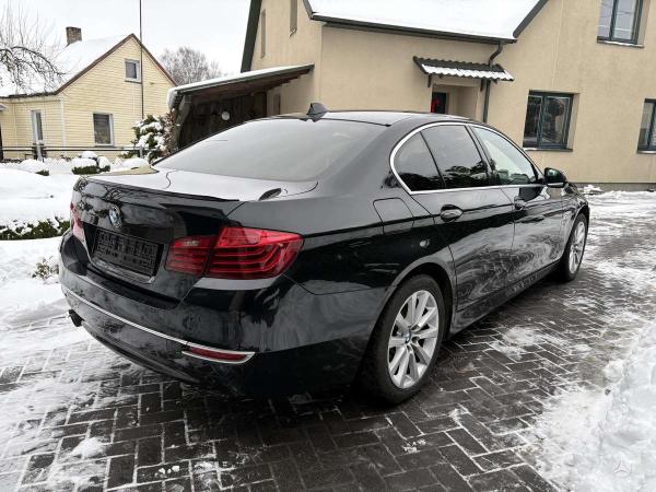 Black BMW 530 2013 in Raseiniai, with an engine capacity of 2.99 L and mileage of 321 thousand km for 6900 €, photo 3 on AUTOMOTO.COM.LV