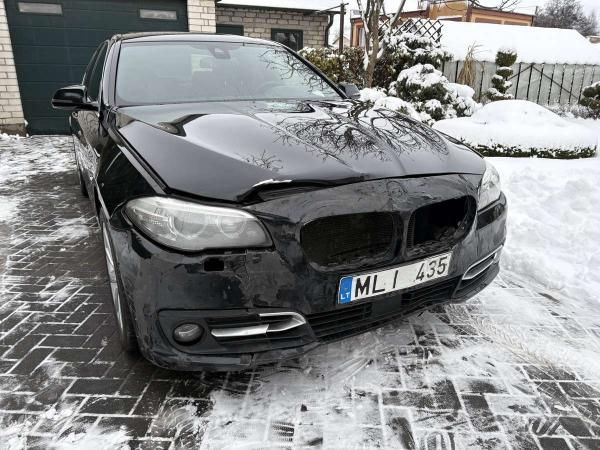 Black BMW 530 2013 in Raseiniai, with an engine capacity of 2.99 L and mileage of 321 thousand km for 6900 €, photo 5 on AUTOMOTO.COM.LV
