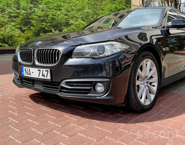 Melns BMW 530 2013 Rīga, ar dzinēja tilpumu 3.00 L un nobraukumu 277 tūkst. km par 12999 €, foto 1 vietnē AUTOMOTO.COM.LV