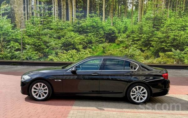 Melns BMW 530 2013 Rīga, ar dzinēja tilpumu 3.00 L un nobraukumu 277 tūkst. km par 12999 €, foto 2 vietnē AUTOMOTO.COM.LV