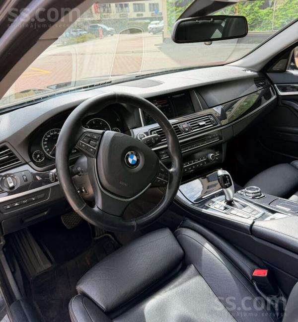 Melns BMW 530 2013 Rīga, ar dzinēja tilpumu 3.00 L un nobraukumu 277 tūkst. km par 12999 €, foto 6 vietnē AUTOMOTO.COM.LV