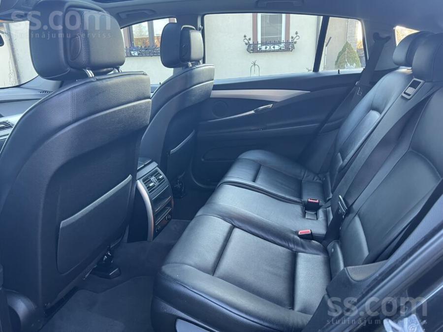 Melns BMW 530 2013 Rīga, ar dzinēja tilpumu 3.00 L un nobraukumu 255 tūkst. km par 9990 €, foto 16 vietnē AUTOMOTO.COM.LV