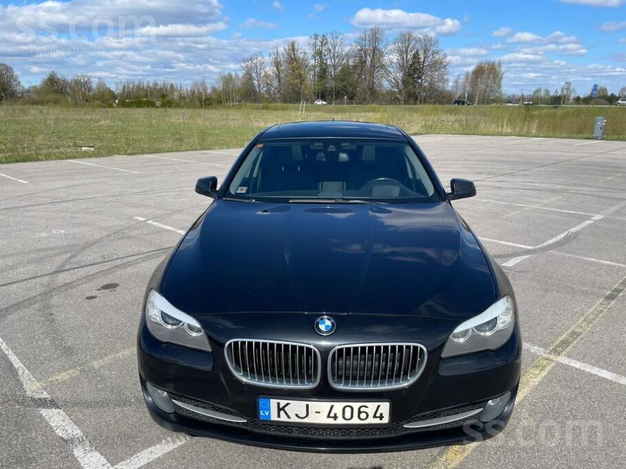 Melns BMW 530 2013 Ogre, ar dzinēja tilpumu 3.00 L un nobraukumu 323 tūkst. km par 8900 €, foto 11 vietnē AUTOMOTO.COM.LV