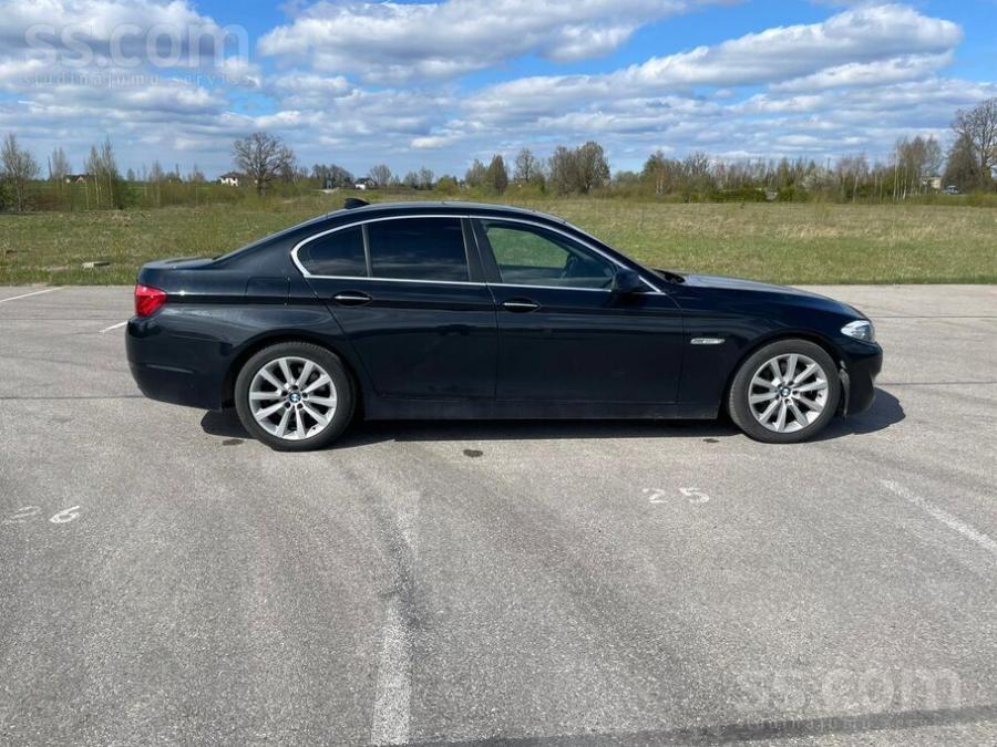 Melns BMW 530 2013 Ogre, ar dzinēja tilpumu 3.00 L un nobraukumu 323 tūkst. km par 8900 €, foto 13 vietnē AUTOMOTO.COM.LV
