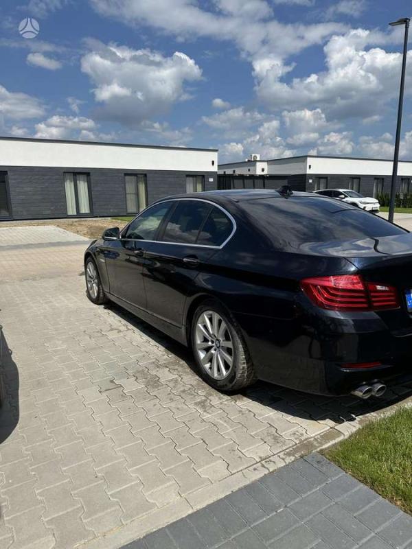 Melns BMW 530 2013 Kauņa, ar dzinēja tilpumu 2.99 L un nobraukumu 334 tūkst. km par 12500 €, foto 3 vietnē AUTOMOTO.COM.LV