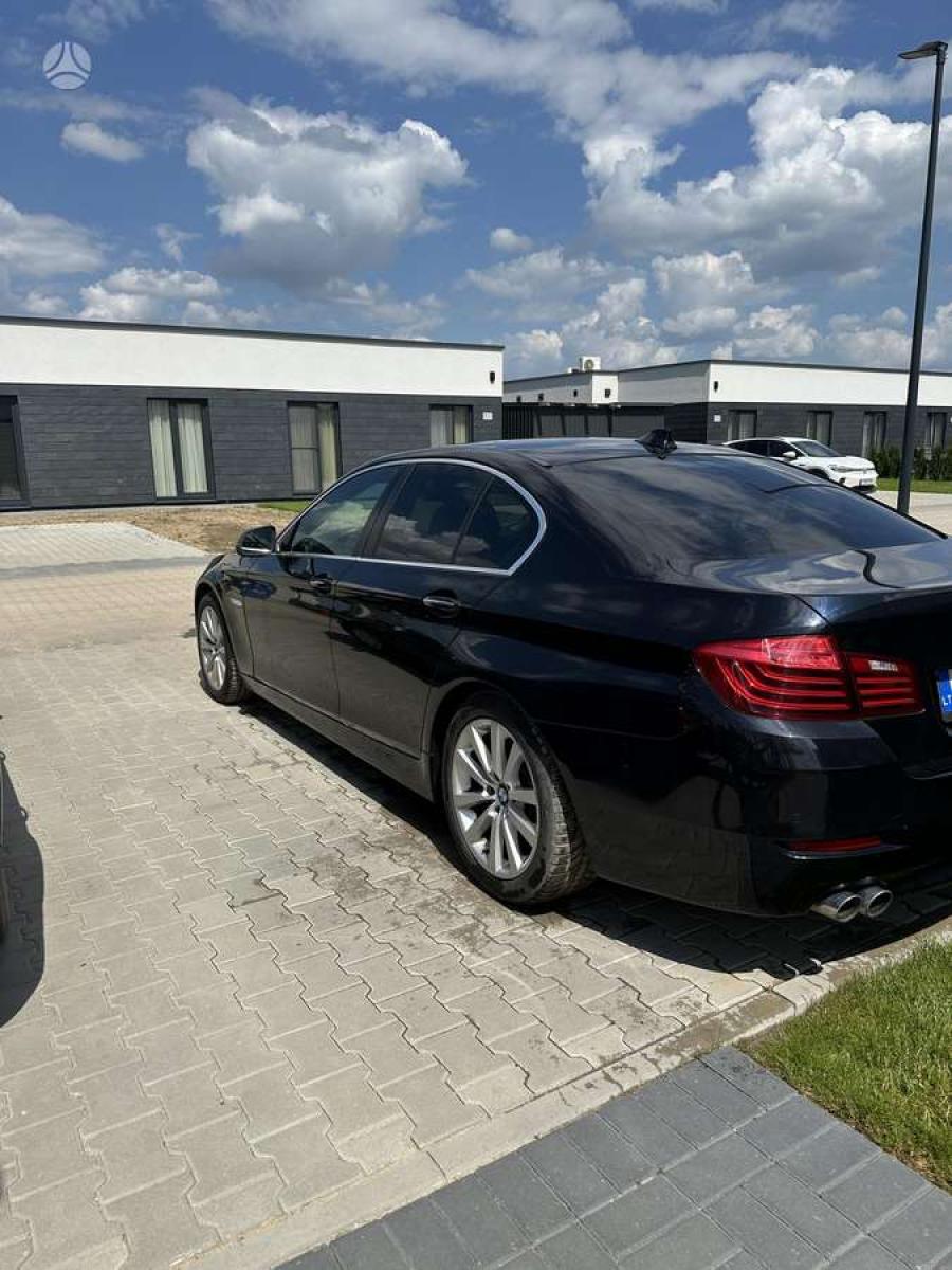 Melns BMW 530 2013 Kauņa, ar dzinēja tilpumu 2.99 L un nobraukumu 334 tūkst. km par 12500 €, foto 4 vietnē AUTOMOTO.COM.LV