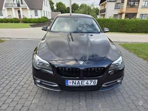 Black BMW 530 2013 in Utena, with an engine capacity of 2.99 L and mileage of 231 thousand km for 10999 €, photo 4 on AUTOMOTO.COM.LV