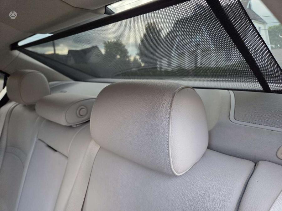 Black BMW 530 2013 in Utena, with an engine capacity of 2.99 L and mileage of 231 thousand km for 10999 €, photo 16 on AUTOMOTO.COM.LV