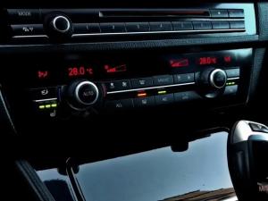 Black BMW 530 2013 in Riga, with an engine capacity of 3.00 L and mileage of 260 thousand km for 11700 €, photo 13 on AUTOMOTO.COM.LV