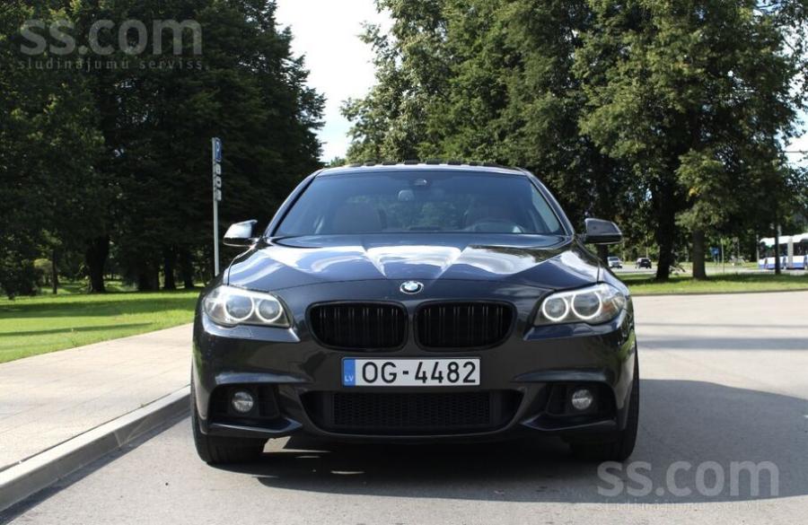 Black BMW 530 2013 in Riga, with an engine capacity of 3.00 L and mileage of 250 thousand km for 16500 €, photo 9 on AUTOMOTO.COM.LV