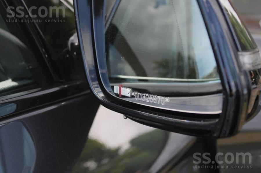 Black BMW 530 2013 in Riga, with an engine capacity of 3.00 L and mileage of 250 thousand km for 16500 €, photo 11 on AUTOMOTO.COM.LV