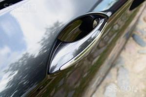 Black BMW 530 2013 in Riga, with an engine capacity of 3.00 L and mileage of 250 thousand km for 16500 €, photo 12 on AUTOMOTO.COM.LV