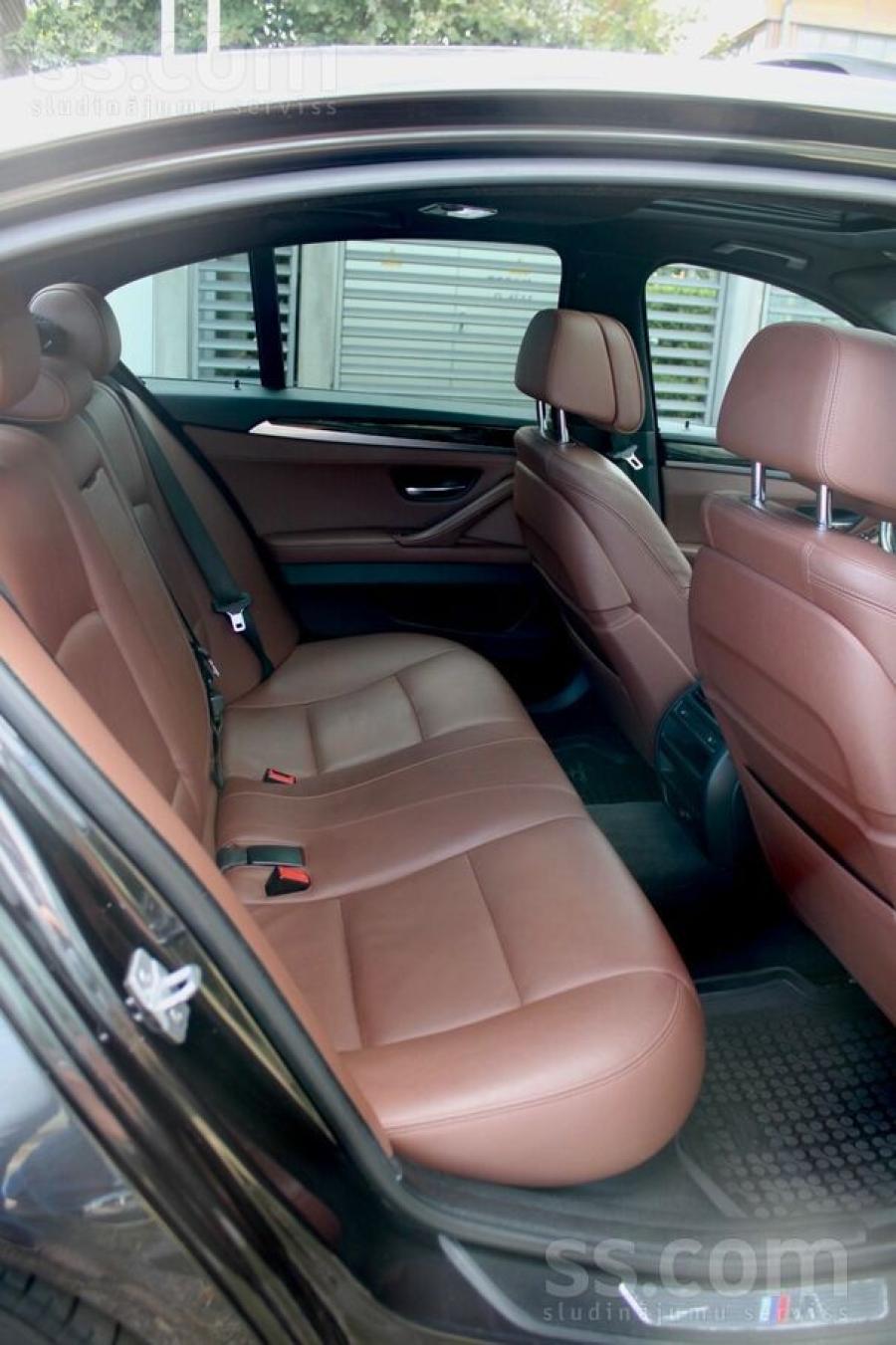 Black BMW 530 2013 in Riga, with an engine capacity of 3.00 L and mileage of 250 thousand km for 16500 €, photo 23 on AUTOMOTO.COM.LV