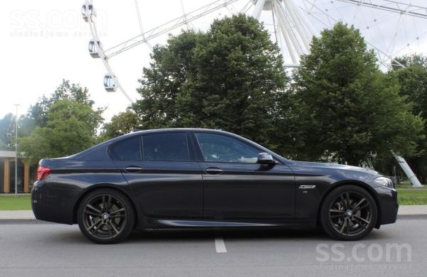 Black BMW 530 2013 in Riga, with an engine capacity of 3.00 L and mileage of 250 thousand km for 16500 €, photo 4 on AUTOMOTO.COM.LV