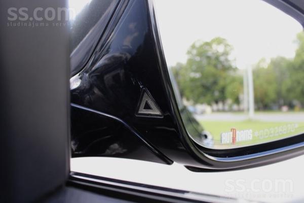Black BMW 530 2013 in Riga, with an engine capacity of 3.00 L and mileage of 250 thousand km for 16500 €, photo 9 on AUTOMOTO.COM.LV