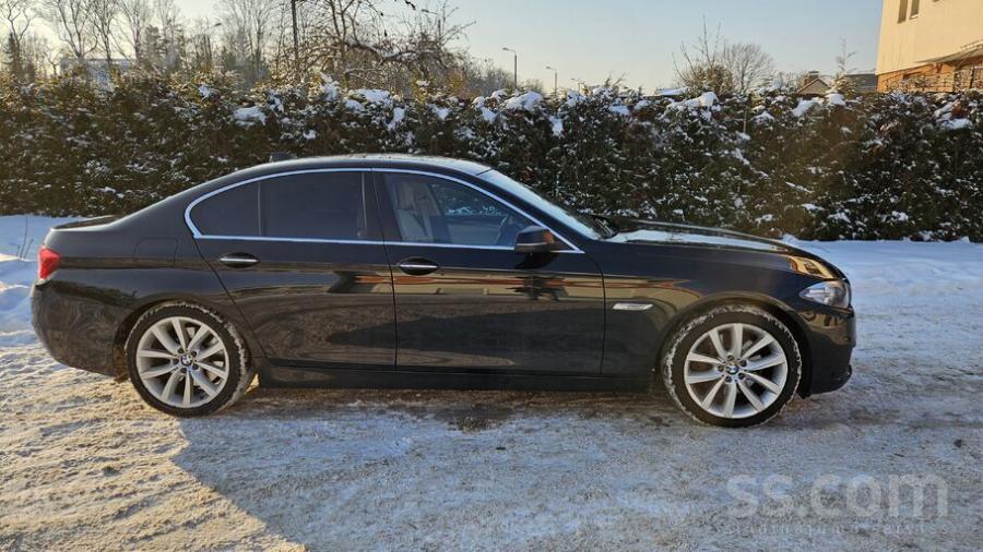 Melns BMW 530 2014 Rīga, ar dzinēja tilpumu 3.00 L un nobraukumu 0 tūkst. km par 13000 €, foto 3 vietnē AUTOMOTO.COM.LV