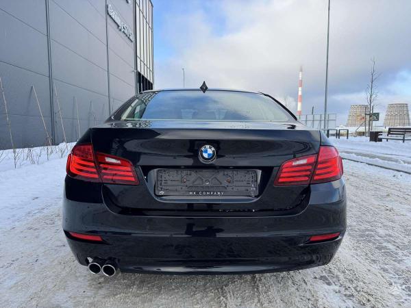 Black BMW 530 2014 in Vilnius, with an engine capacity of 2.99 L and mileage of 279 thousand km for 12970 €, photo 5 on AUTOMOTO.COM.LV
