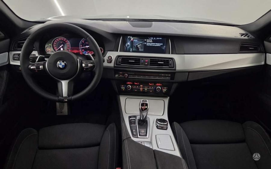 Melns BMW 530 2014 Marijampole, ar dzinēja tilpumu 2.99 L un nobraukumu 311 tūkst. km par 13750 €, foto 23 vietnē AUTOMOTO.COM.LV