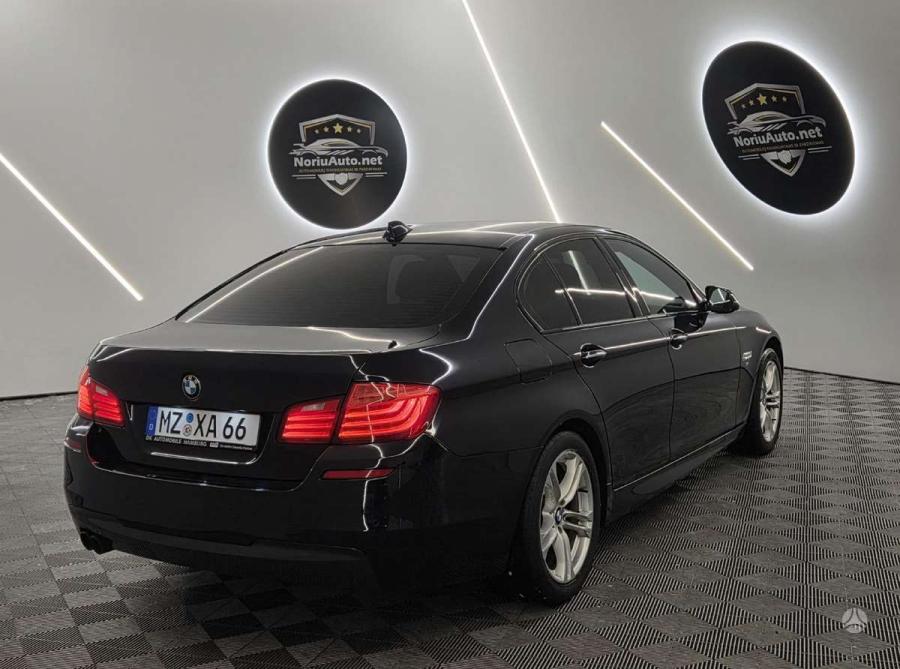 Melns BMW 530 2014 Marijampole, ar dzinēja tilpumu 2.99 L un nobraukumu 311 tūkst. km par 13750 €, foto 27 vietnē AUTOMOTO.COM.LV