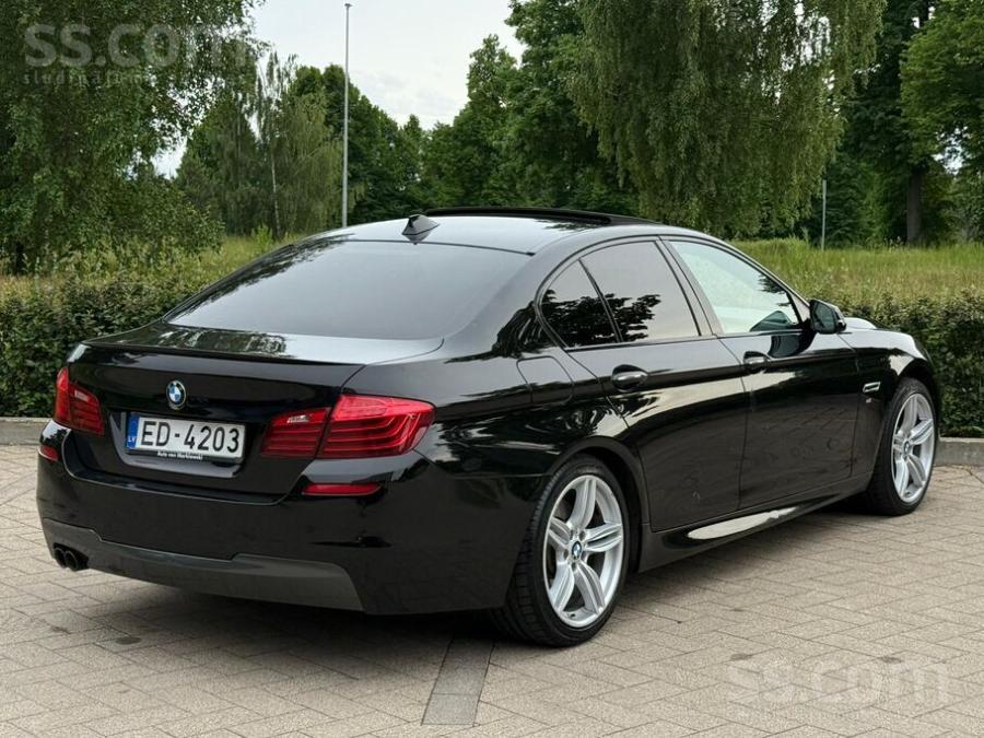 Melns BMW 530 2014 Rīga, ar dzinēja tilpumu 3.00 L un nobraukumu 282 tūkst. km par 9990 €, foto 5 vietnē AUTOMOTO.COM.LV