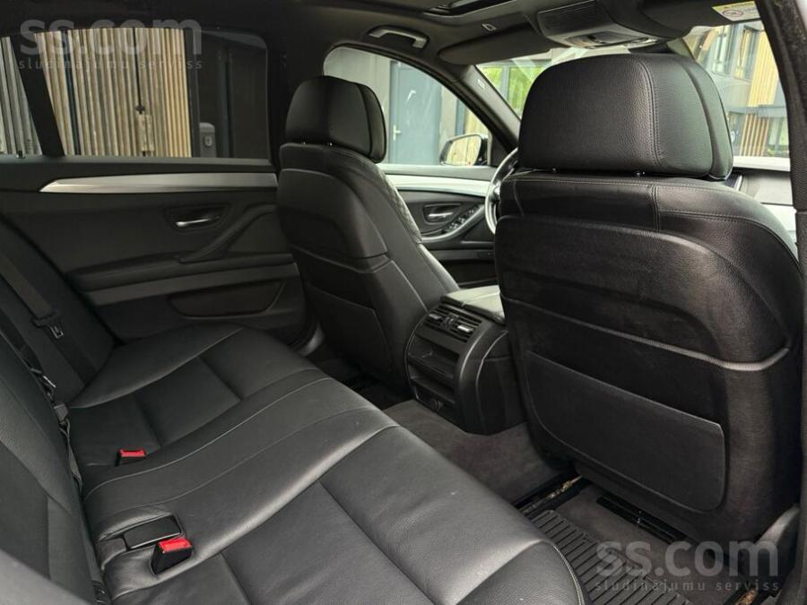 Melns BMW 530 2014 Rīga, ar dzinēja tilpumu 3.00 L un nobraukumu 282 tūkst. km par 9990 €, foto 15 vietnē AUTOMOTO.COM.LV