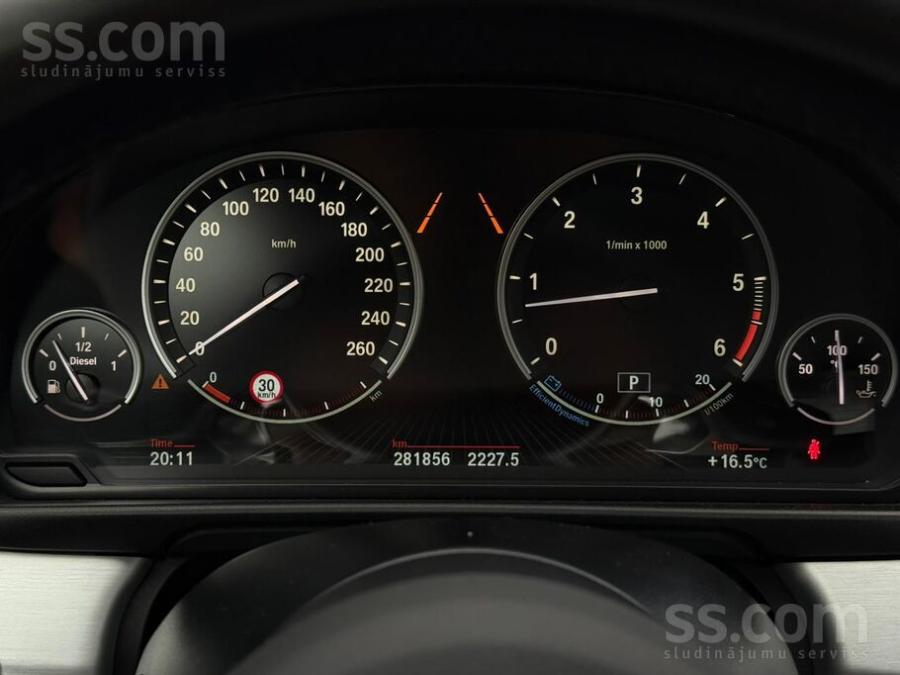 Melns BMW 530 2014 Rīga, ar dzinēja tilpumu 3.00 L un nobraukumu 282 tūkst. km par 9990 €, foto 17 vietnē AUTOMOTO.COM.LV