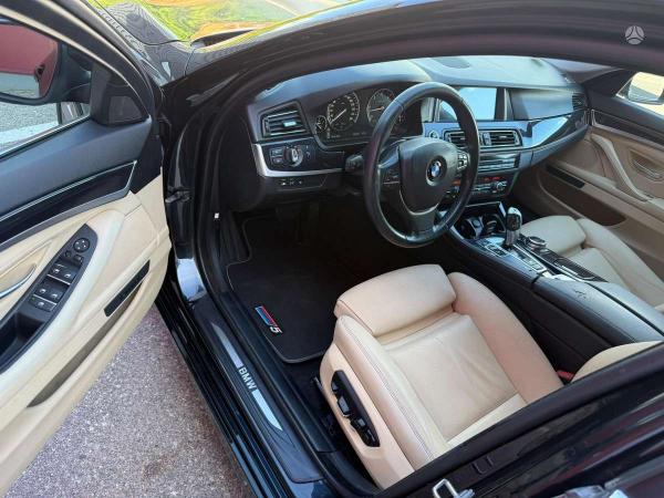Black BMW 530 2014 in Kaunas, with an engine capacity of 2.99 L and mileage of 285 thousand km for 11900 €, photo 6 on AUTOMOTO.COM.LV