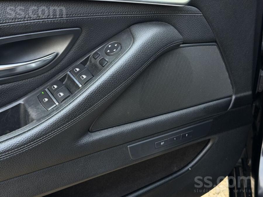 Melns BMW 530 2014 Rīga, ar dzinēja tilpumu 3.00 L un nobraukumu 282 tūkst. km par 11980 €, foto 11 vietnē AUTOMOTO.COM.LV