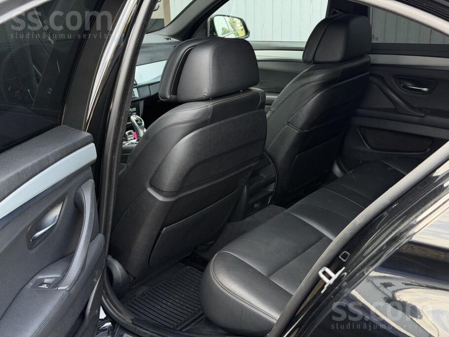 Melns BMW 530 2014 Rīga, ar dzinēja tilpumu 3.00 L un nobraukumu 282 tūkst. km par 11980 €, foto 15 vietnē AUTOMOTO.COM.LV