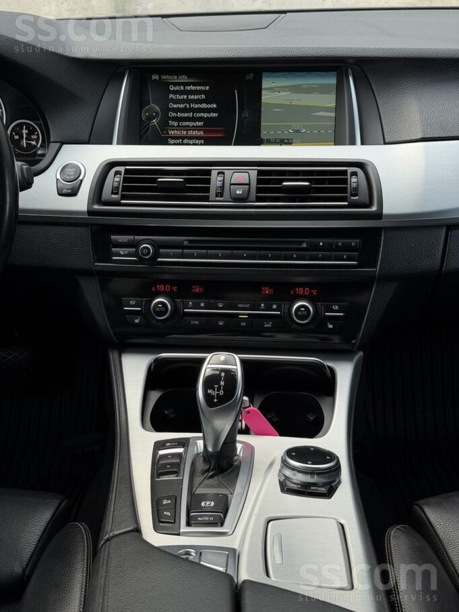 Melns BMW 530 2014 Rīga, ar dzinēja tilpumu 3.00 L un nobraukumu 282 tūkst. km par 11980 €, foto 18 vietnē AUTOMOTO.COM.LV