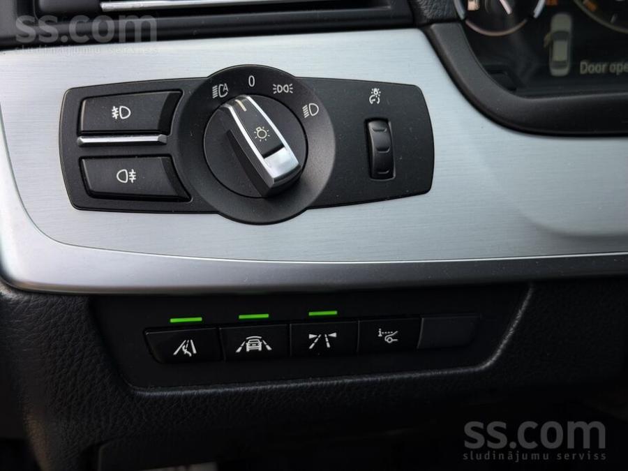 Melns BMW 530 2014 Rīga, ar dzinēja tilpumu 3.00 L un nobraukumu 282 tūkst. km par 11980 €, foto 26 vietnē AUTOMOTO.COM.LV