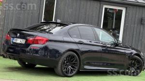Black BMW 530 2014 in Riga, with an engine capacity of 3.00 L and mileage of 228 thousand km for 13900 €, photo 6 on AUTOMOTO.COM.LV