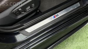 Black BMW 530 2014 in Riga, with an engine capacity of 3.00 L and mileage of 228 thousand km for 13900 €, photo 10 on AUTOMOTO.COM.LV