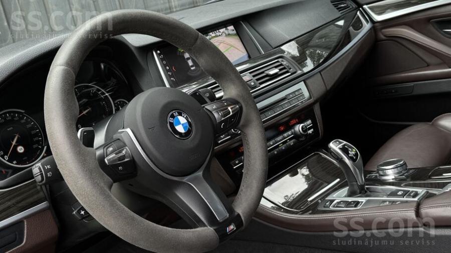 Black BMW 530 2014 in Riga, with an engine capacity of 3.00 L and mileage of 228 thousand km for 13900 €, photo 12 on AUTOMOTO.COM.LV