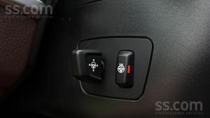Black BMW 530 2014 in Riga, with an engine capacity of 3.00 L and mileage of 228 thousand km for 13900 €, photo 30 on AUTOMOTO.COM.LV