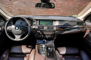 Black BMW 530 2014 in Marijampole, with an engine capacity of 2.99 L and mileage of 270 thousand km for 14250 €, photo 17 on AUTOMOTO.COM.LV