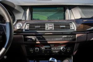 Black BMW 530 2014 in Marijampole, with an engine capacity of 2.99 L and mileage of 270 thousand km for 14250 €, photo 20 on AUTOMOTO.COM.LV