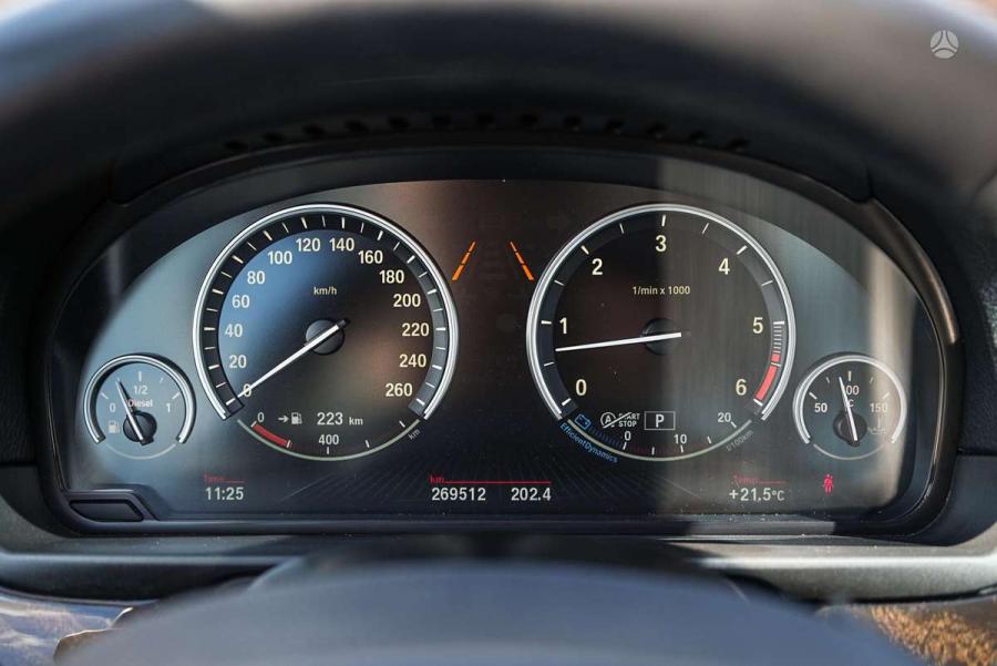 Black BMW 530 2014 in Marijampole, with an engine capacity of 2.99 L and mileage of 270 thousand km for 14250 €, photo 25 on AUTOMOTO.COM.LV