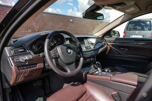 Black BMW 530 2014 in Marijampole, with an engine capacity of 2.99 L and mileage of 270 thousand km for 14250 €, photo 28 on AUTOMOTO.COM.LV