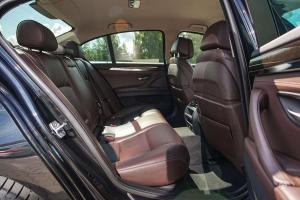 Black BMW 530 2014 in Marijampole, with an engine capacity of 2.99 L and mileage of 270 thousand km for 14250 €, photo 38 on AUTOMOTO.COM.LV