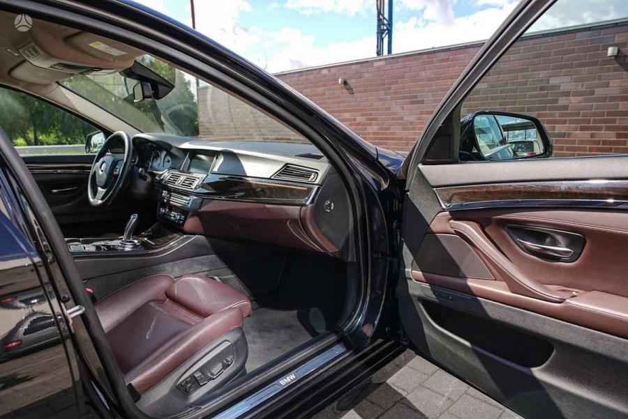 Black BMW 530 2014 in Marijampole, with an engine capacity of 2.99 L and mileage of 270 thousand km for 14250 €, photo 39 on AUTOMOTO.COM.LV